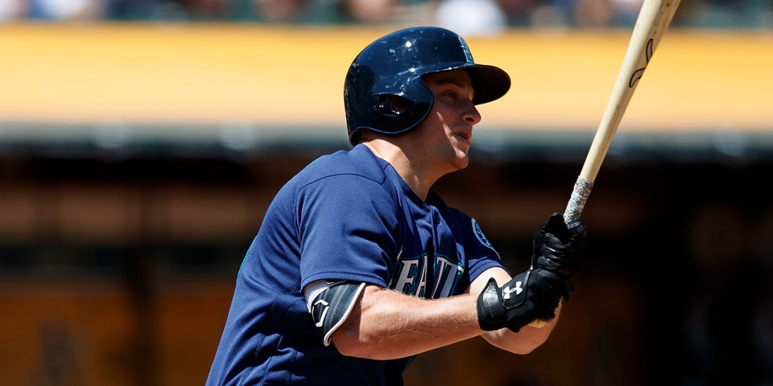 Mariners Kyle Seager drives in four in victory