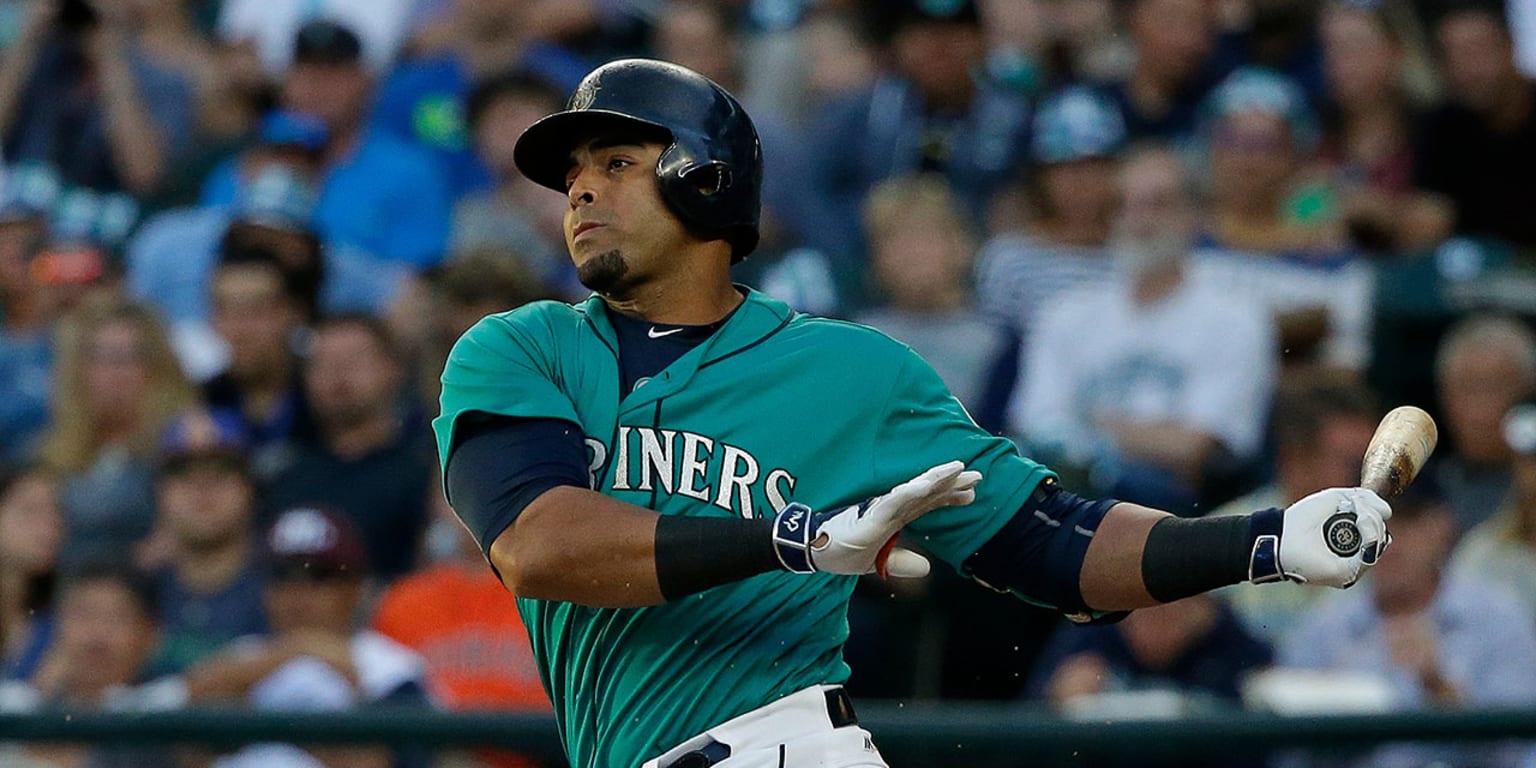 Mariners' Nelson Cruz scratched due to injury
