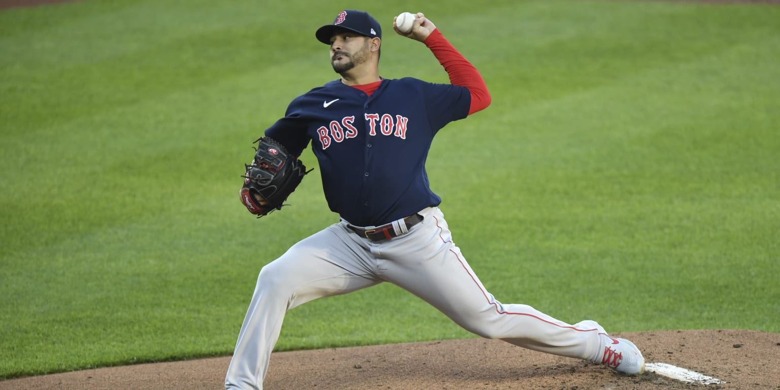 Martín Pérez, Red Sox lose finale to Orioles