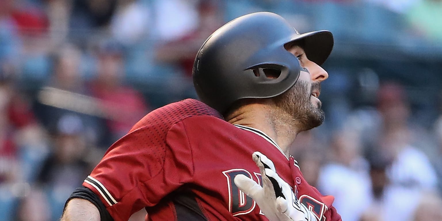 D-backs' Daniel Descalso hits walk-off homer