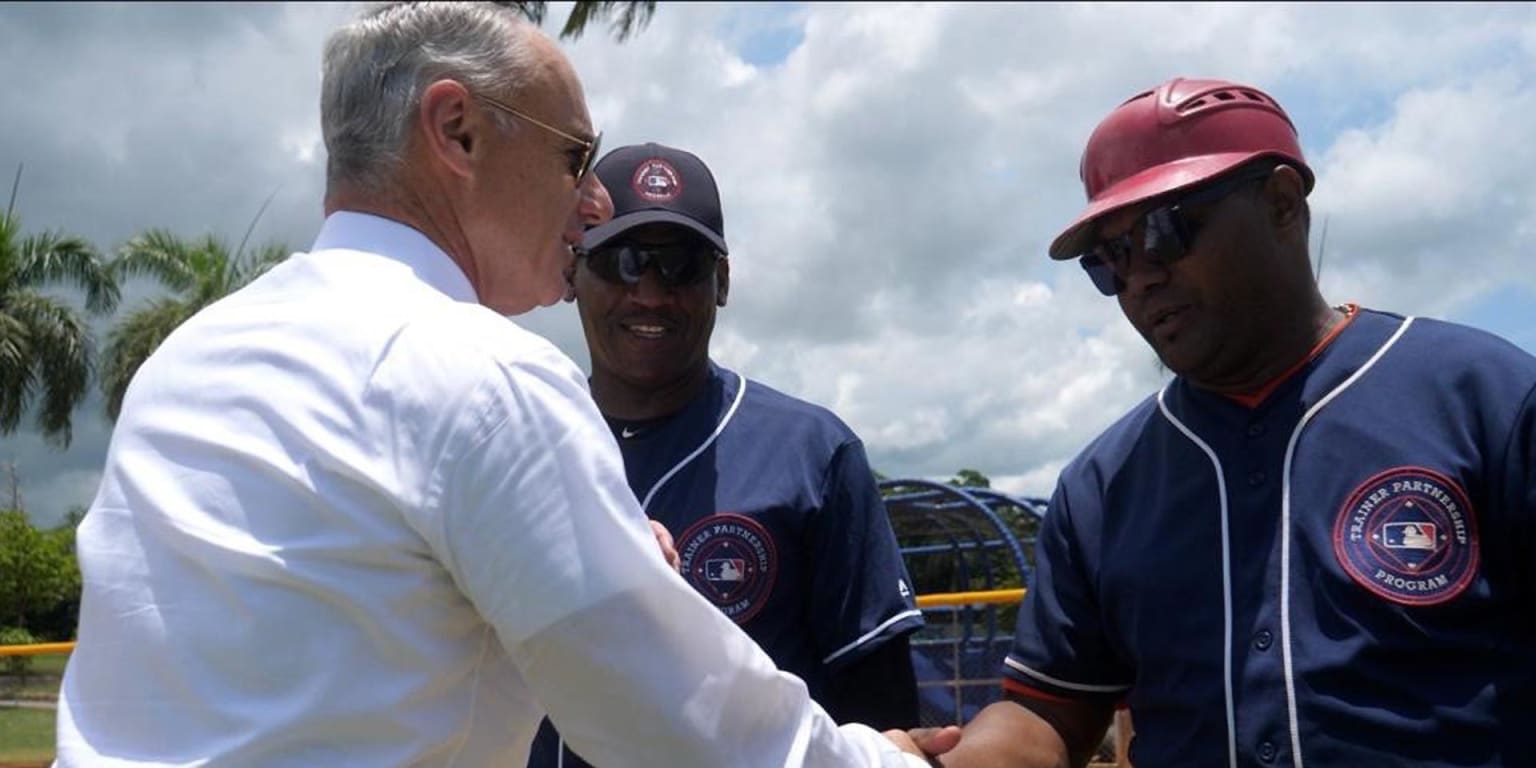 Rob Manfred speaks at Trainer Partnership Program