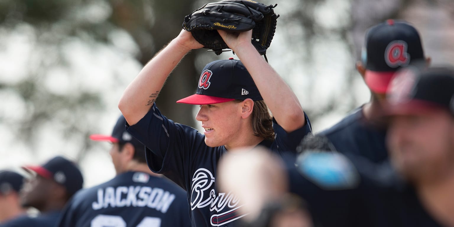 Braves Kolby Allard similar to Steve Avery