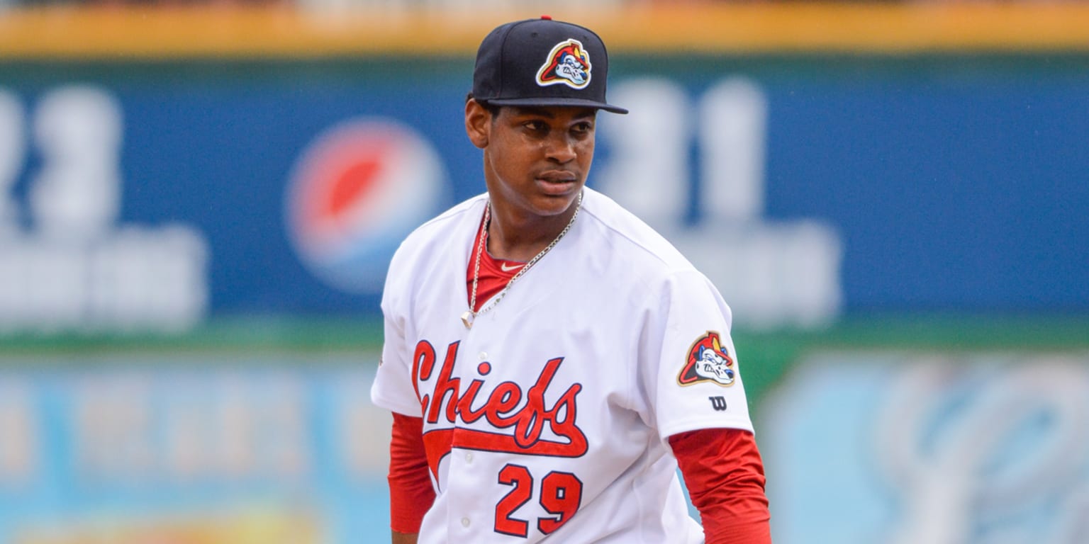 Alexander Reyes quiere ayudar a mantener la tradición del pitcheo en S.L.