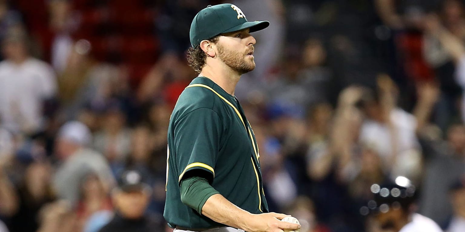 A's Zach Neal to fill in for Sonny Gray