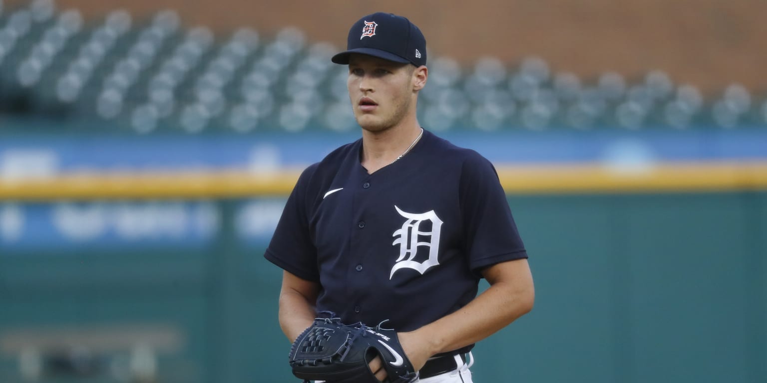 Matt Manning working out after minor strain