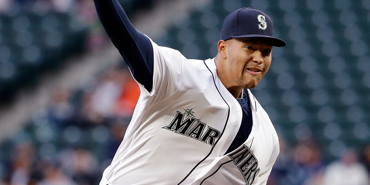 Mariners' Walker dominates in win vs. Astros