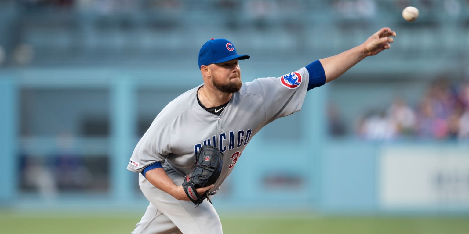 Jon Lester struggles vs. Dodgers after comebacker
