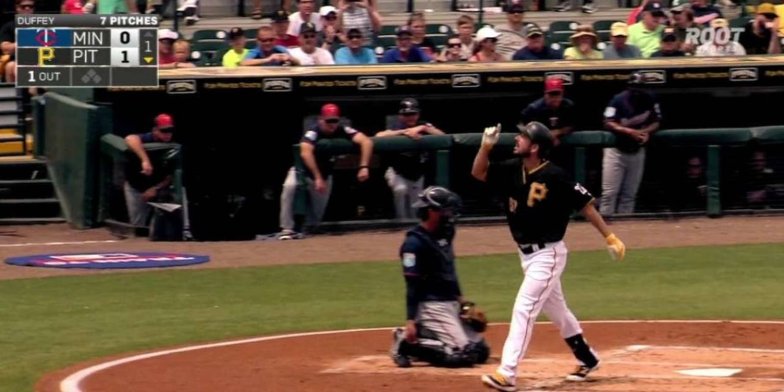 Matt Joyce makes Pirates' roster