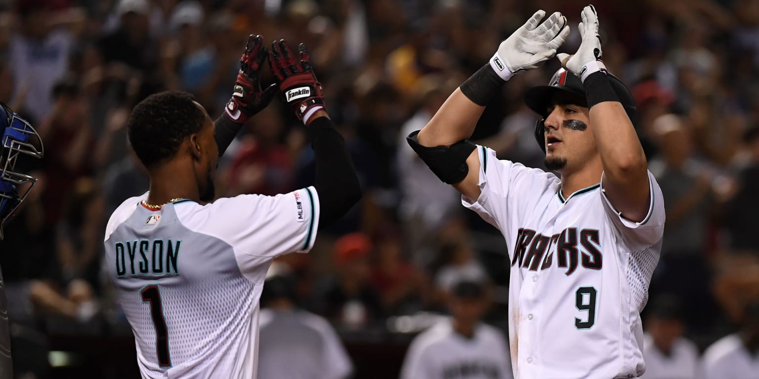 D-backs come back to win fifth straight