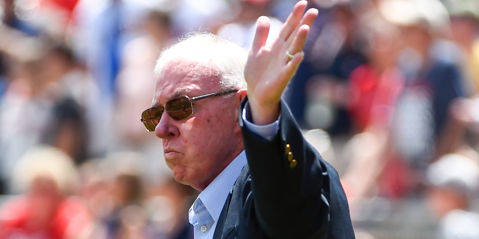 Twins to honor Tom Kelly with bronze statue