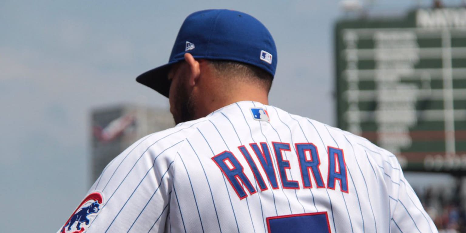 Catcher Rene Rivera makes Cubs debut