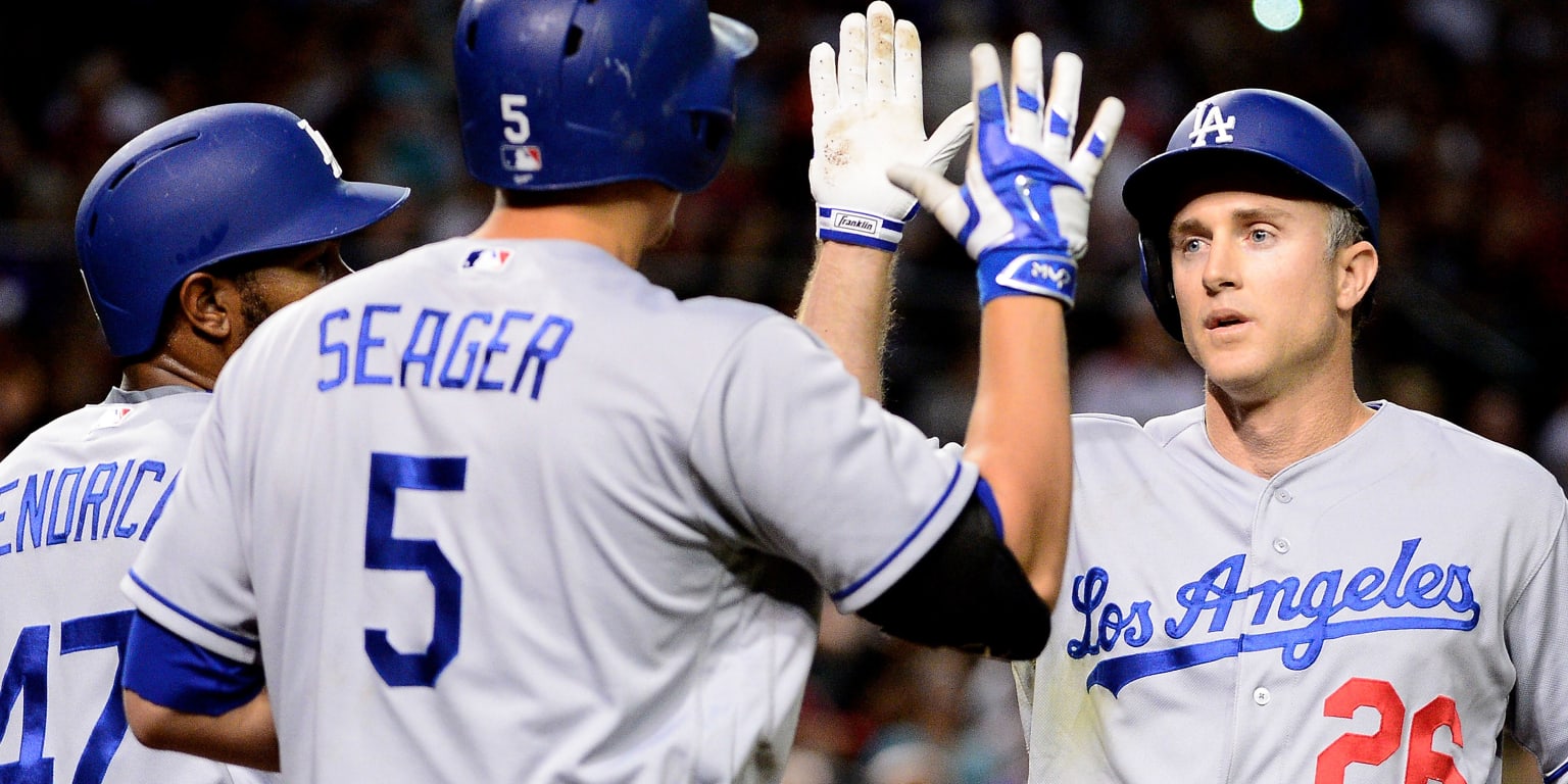 Dodgers back in win column with strong effort
