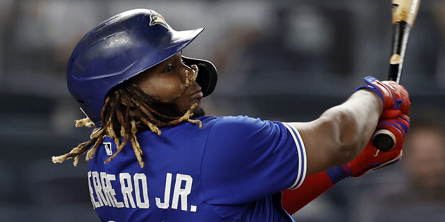 Vlad Jr. hizo historia con sus 100 impulsadas