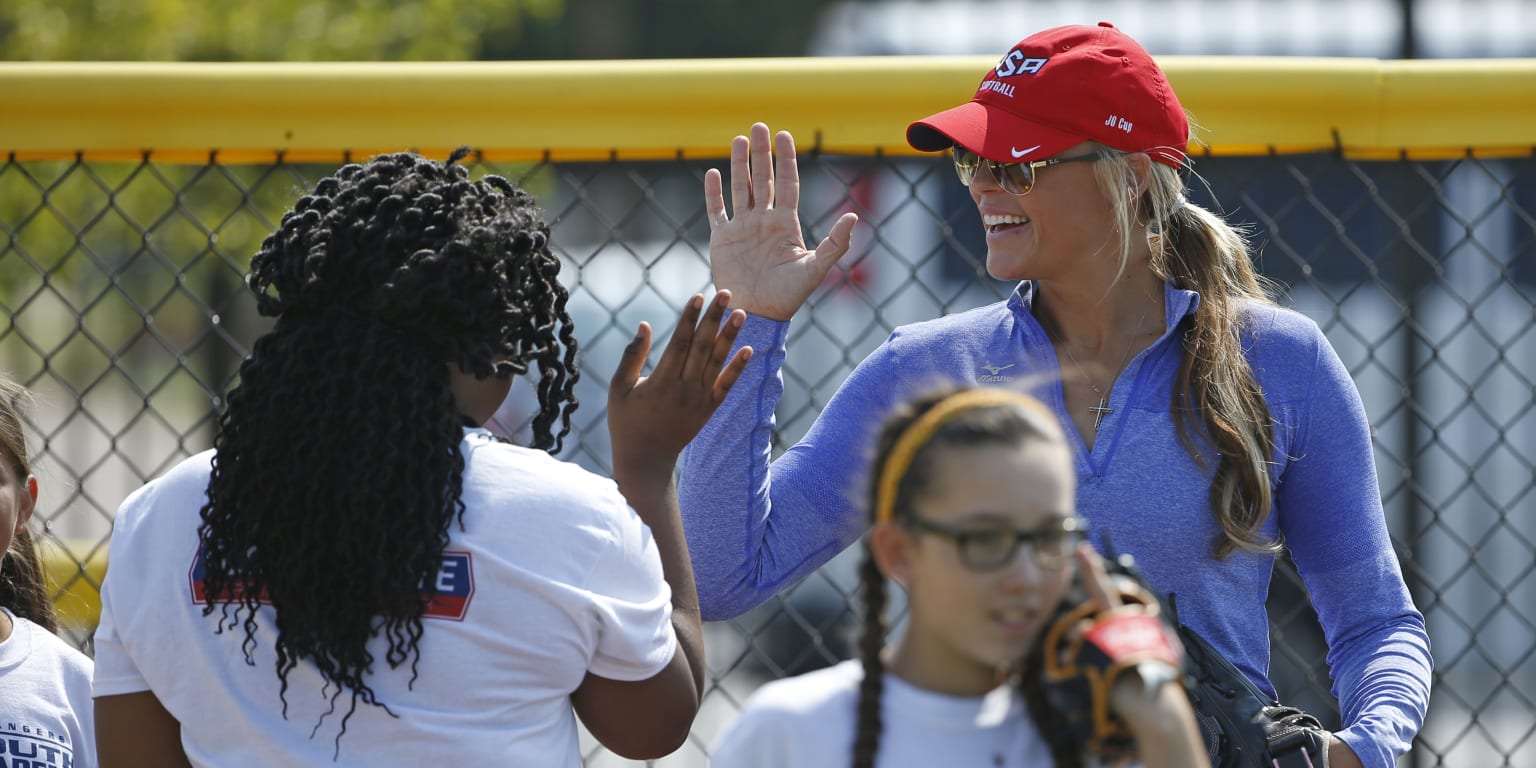 Finch set to kick off preseason girls clinics