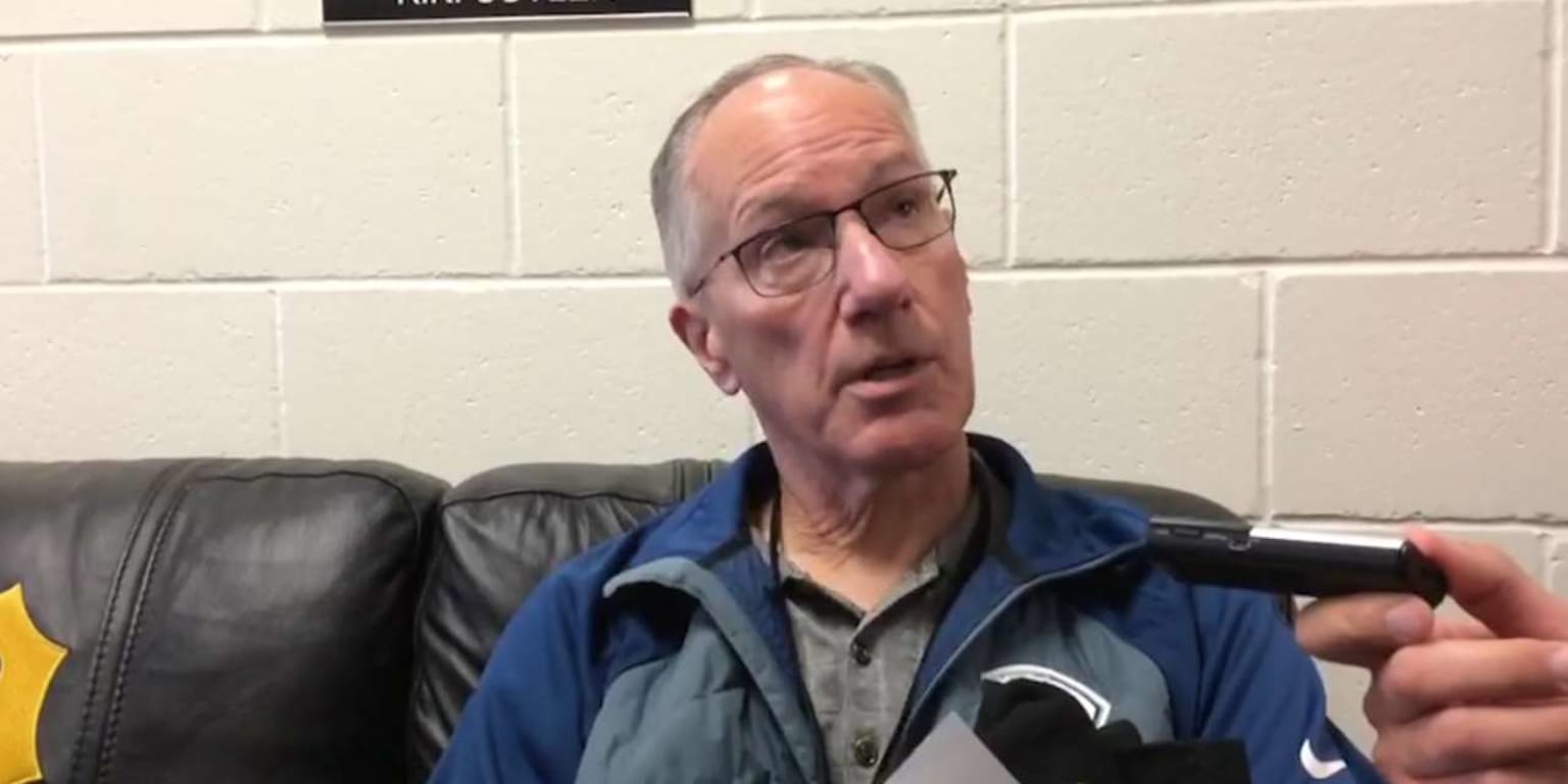 Hockey announcer Doc Emrick once called a college baseball game ...