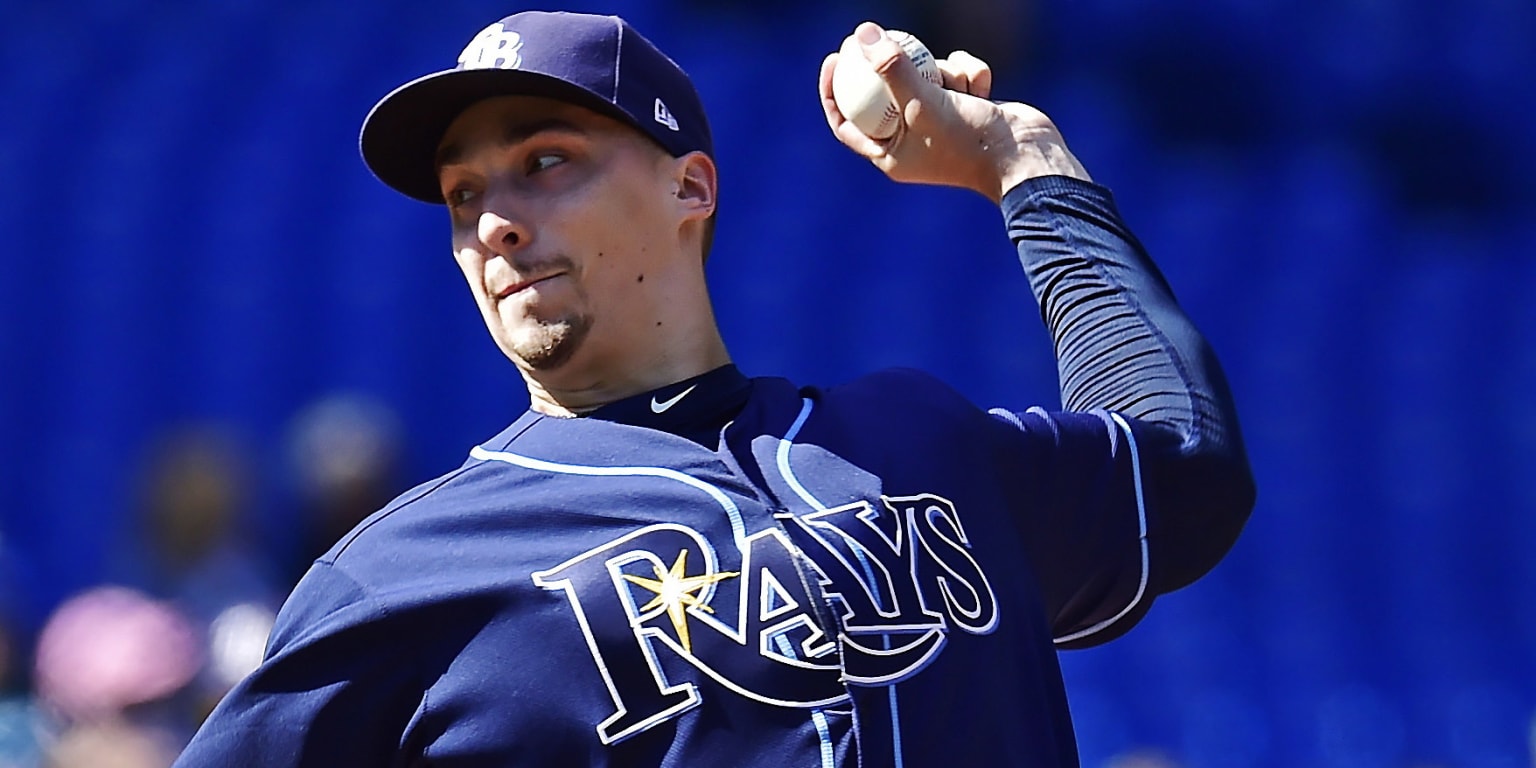 Blake Snell wins Warren Spahn Award