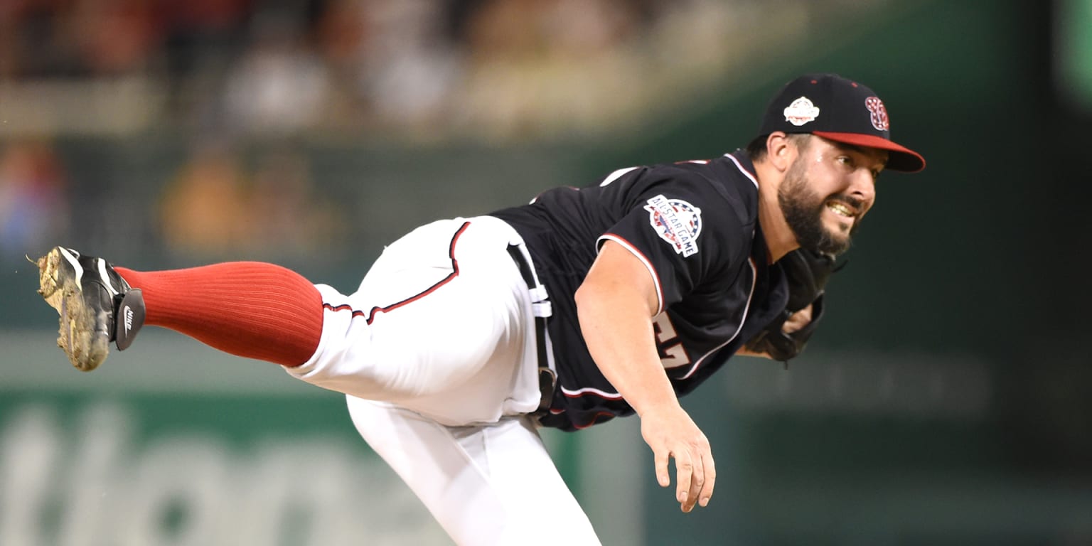 Tanner Roark allows 3 Brewers homers in loss