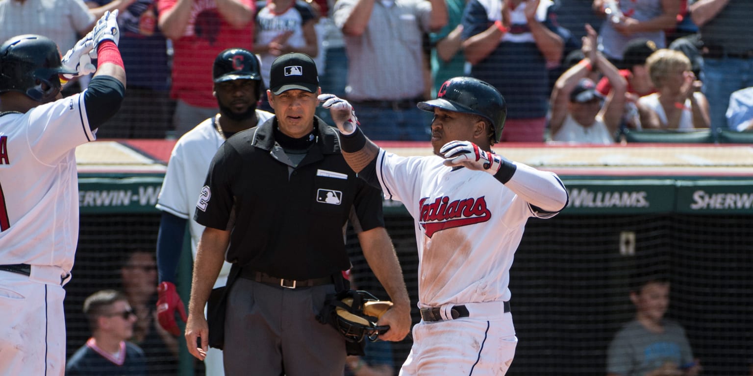 Indians sweep doubleheader vs. Rangers