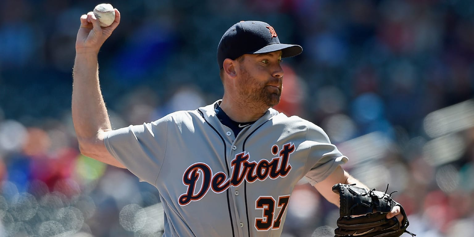 Mike Pelfrey works on secondary pitches