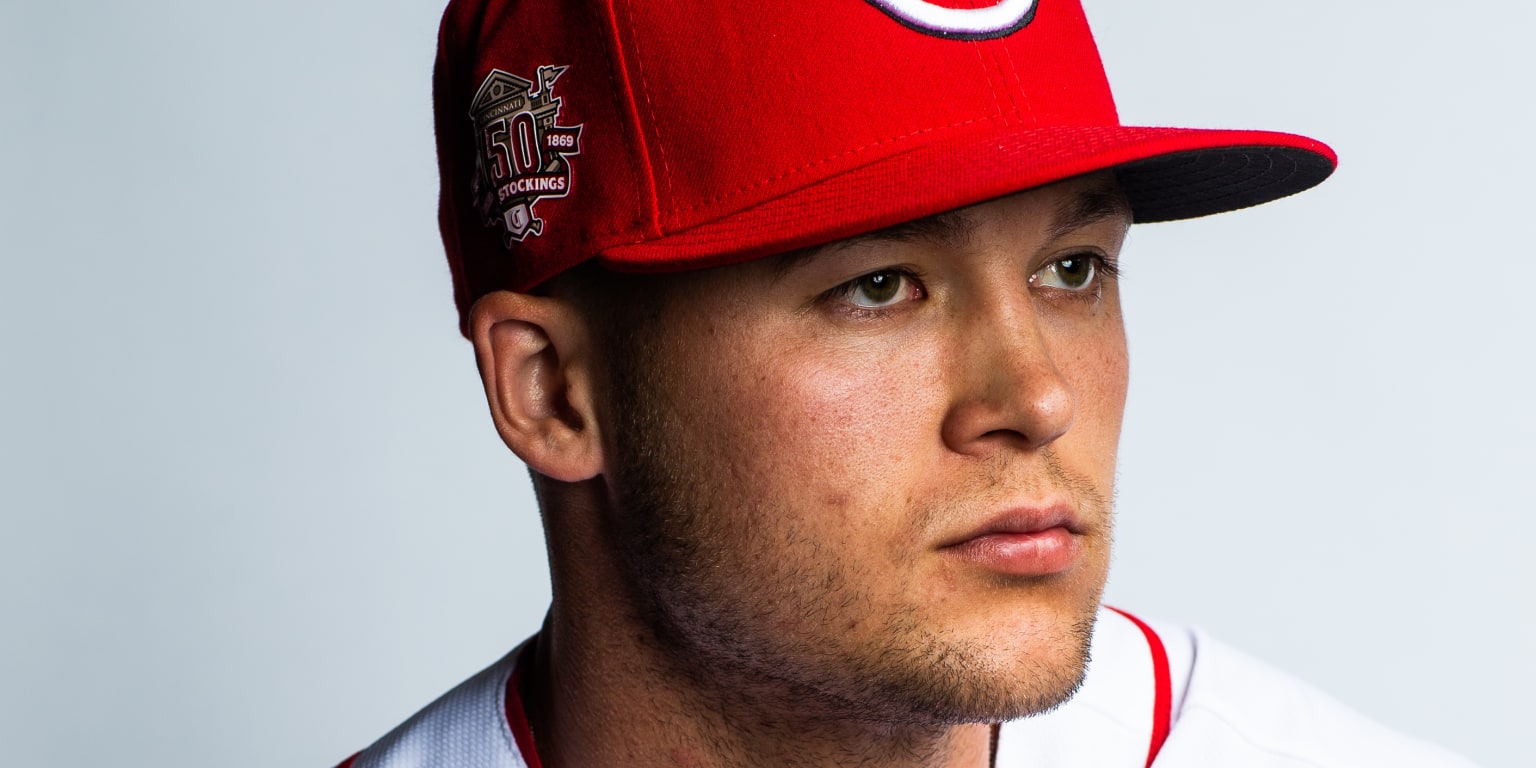 Nick Senzel eyes becoming Reds center-fielder