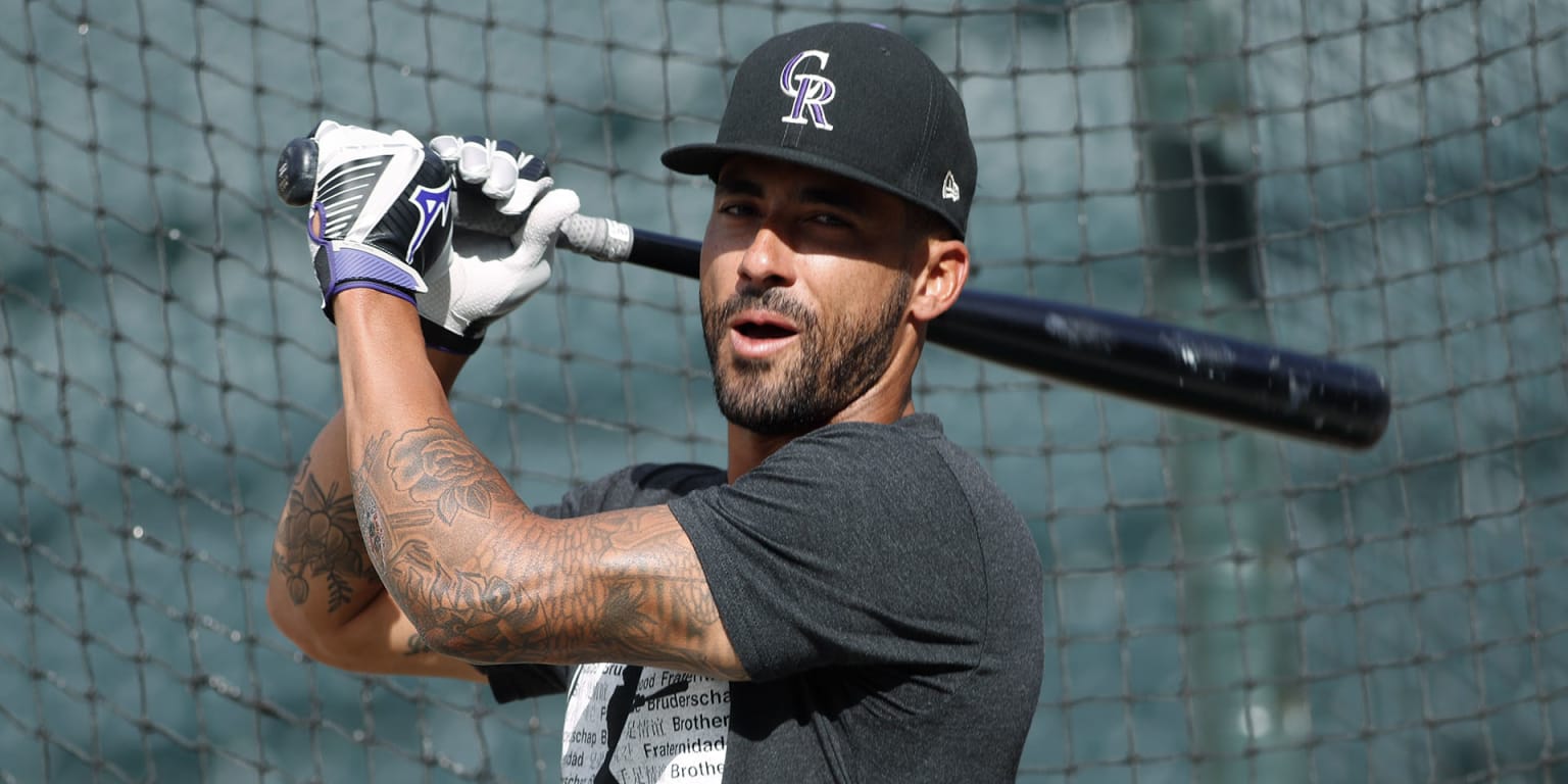 Rockies Jeff Bridich reacts to Ian Desmond decision