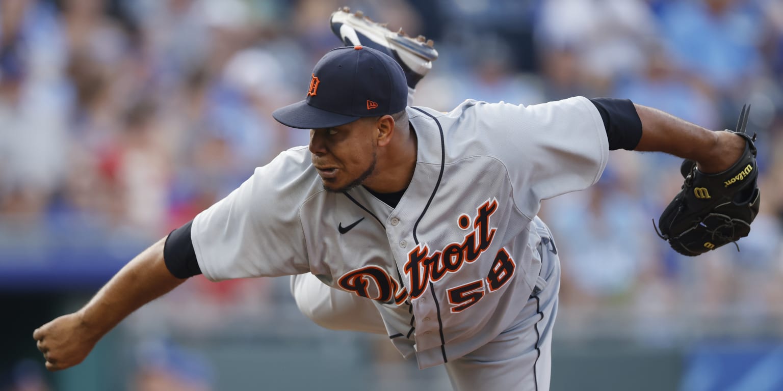Tigers' winning streak snapped at 7 in loss to Royals