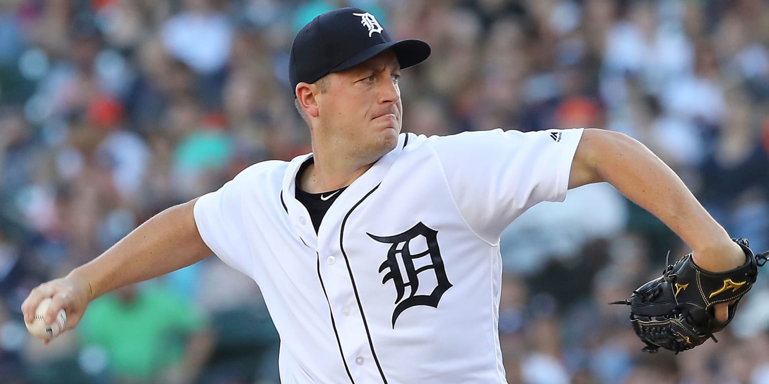 Jordan Zimmermann strikes out 11 in win