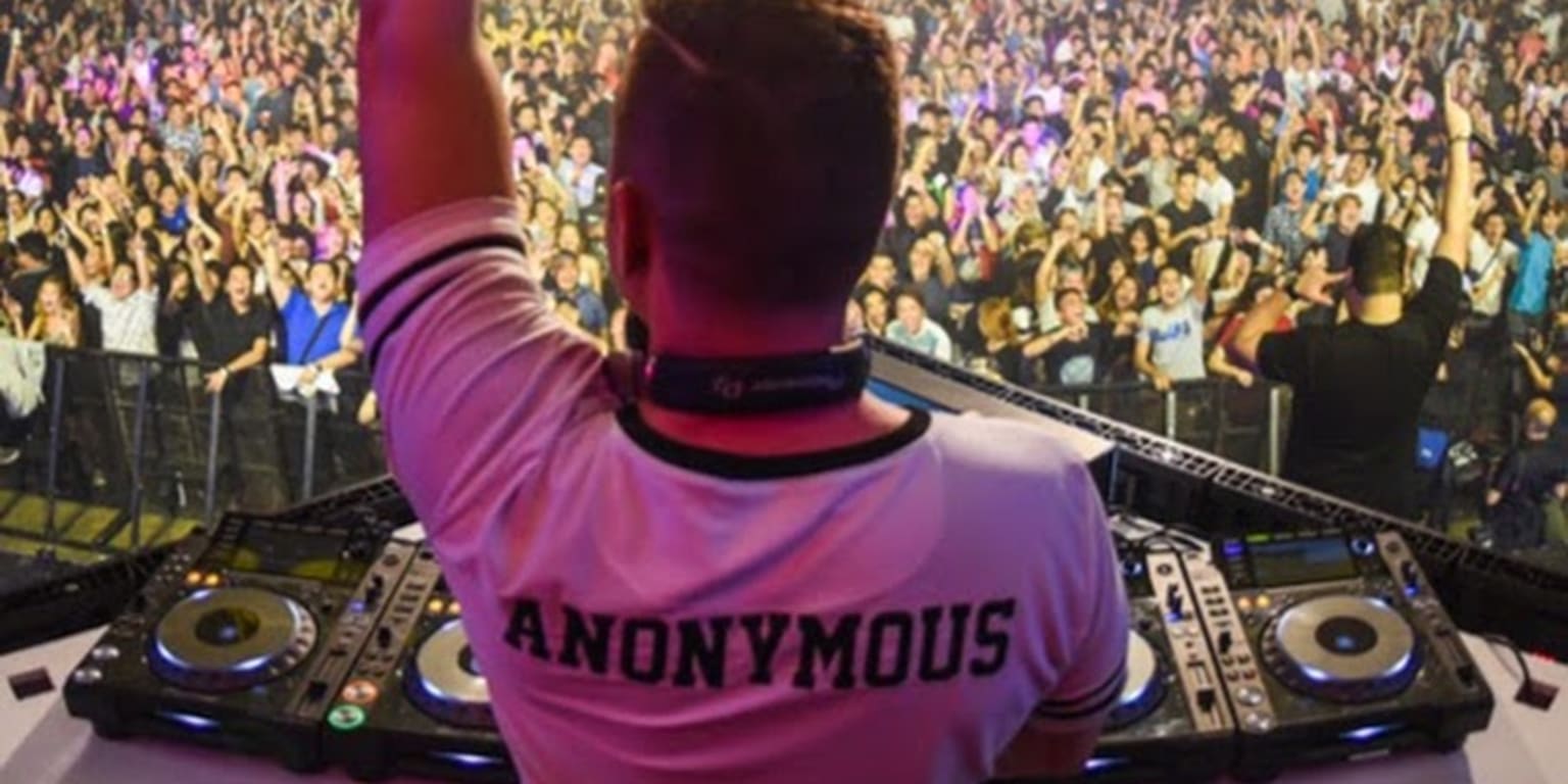 Jason Dewey opened for Tiesto, signed a record deal and is about to ...