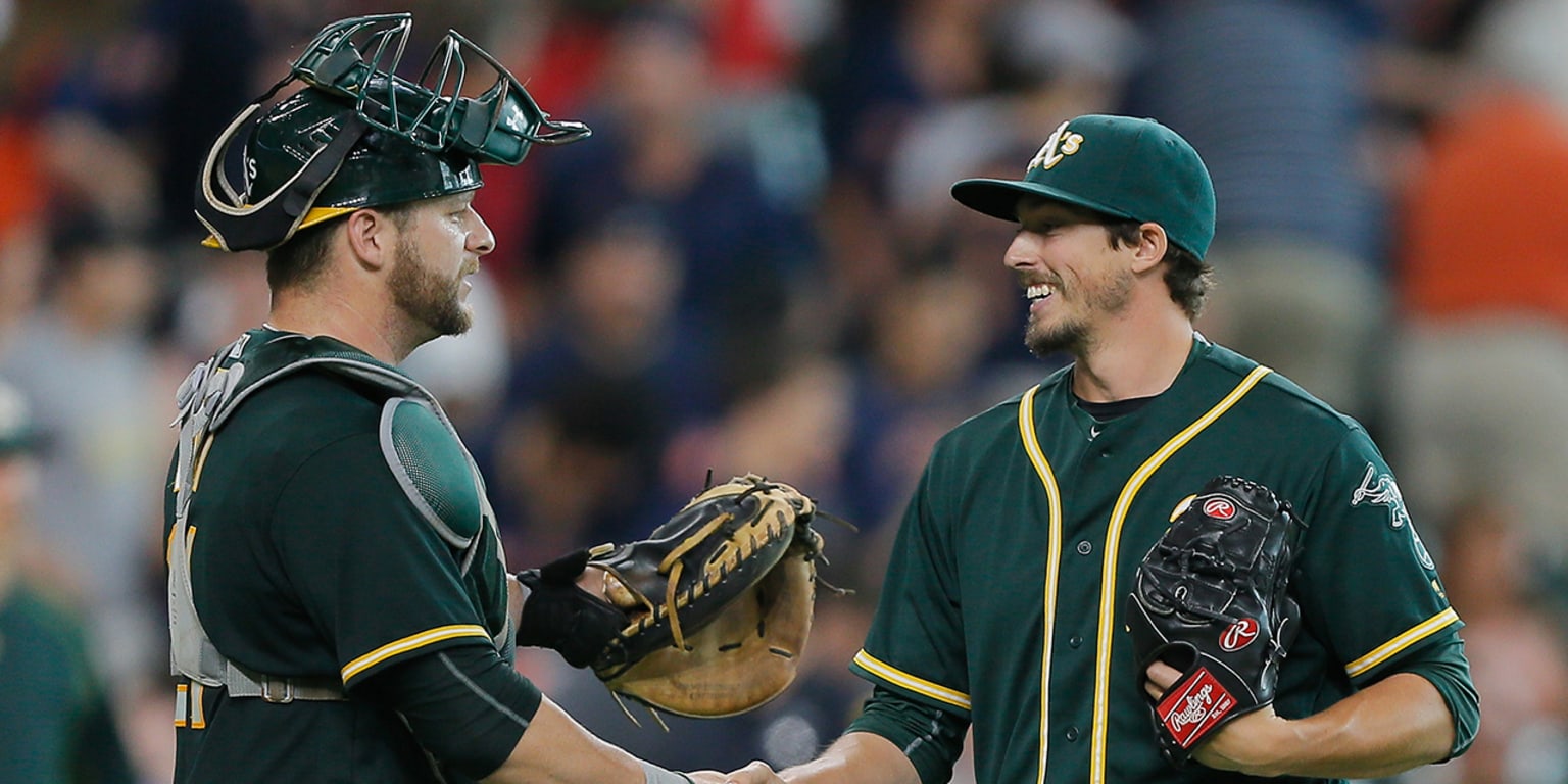 Ryan Dull notches second save in A's win
