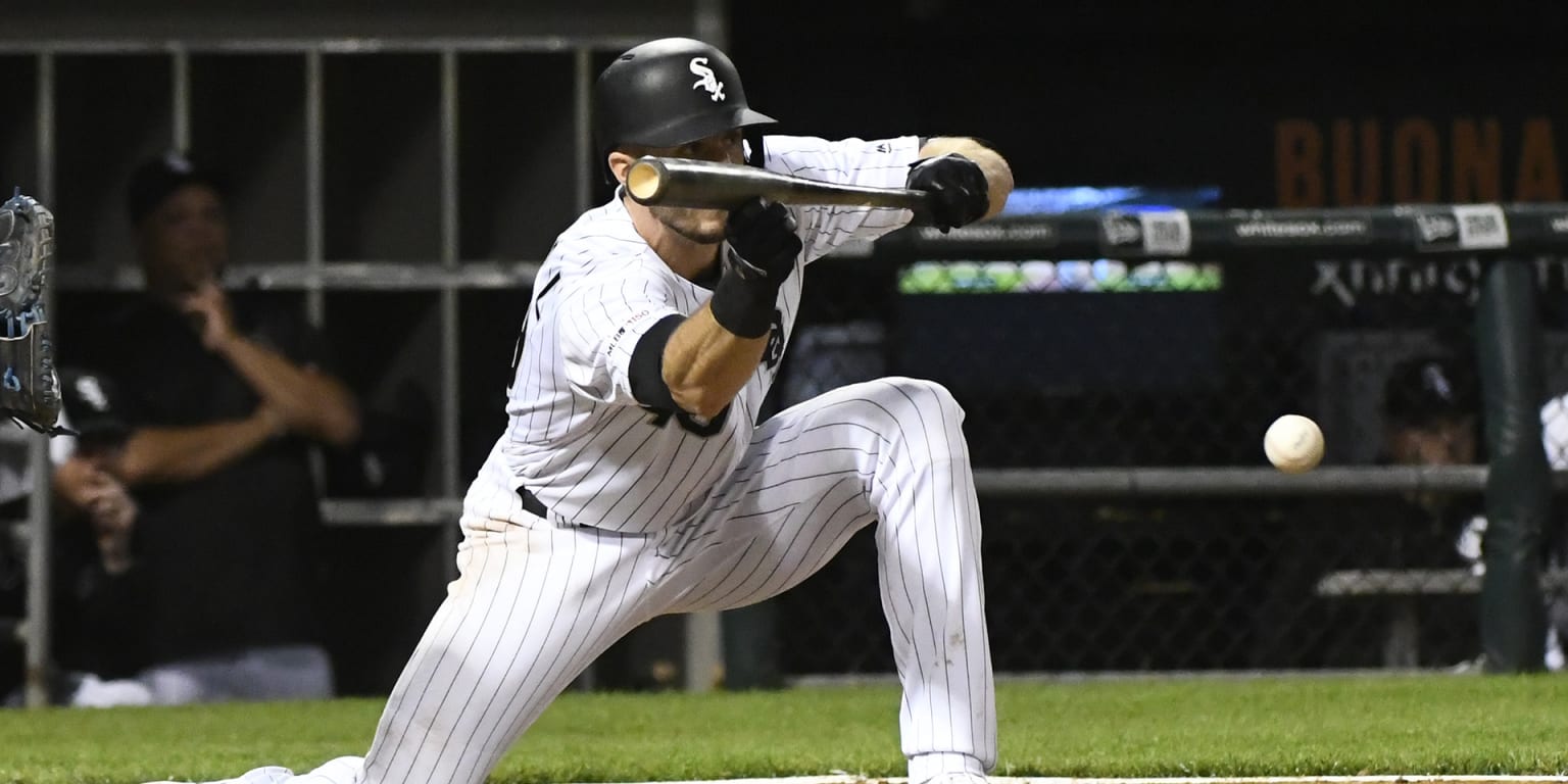 White Sox clip Blue Jays on squeeze bunt