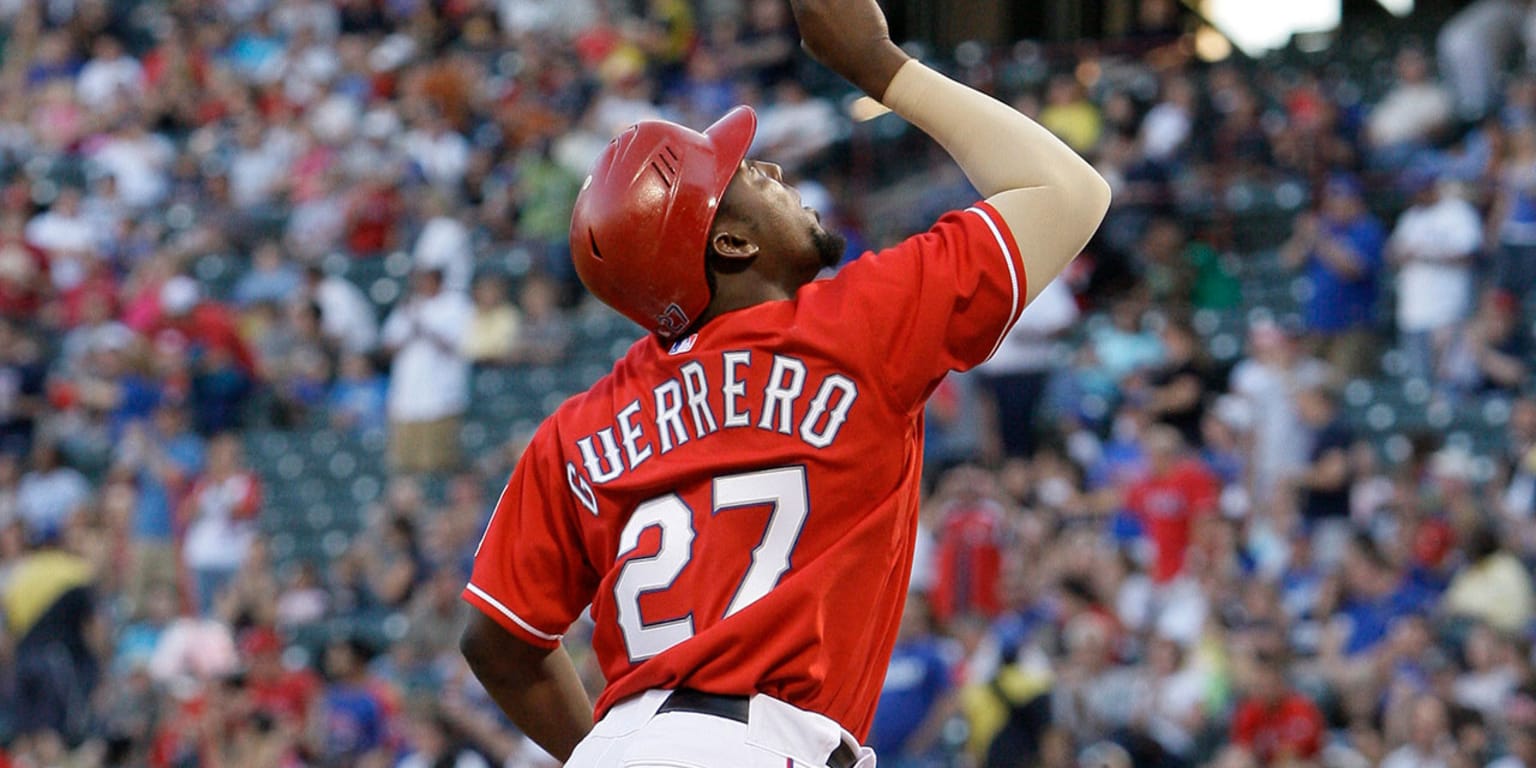 Ex-Ranger Vlad Guerrero makes Hall of Fame