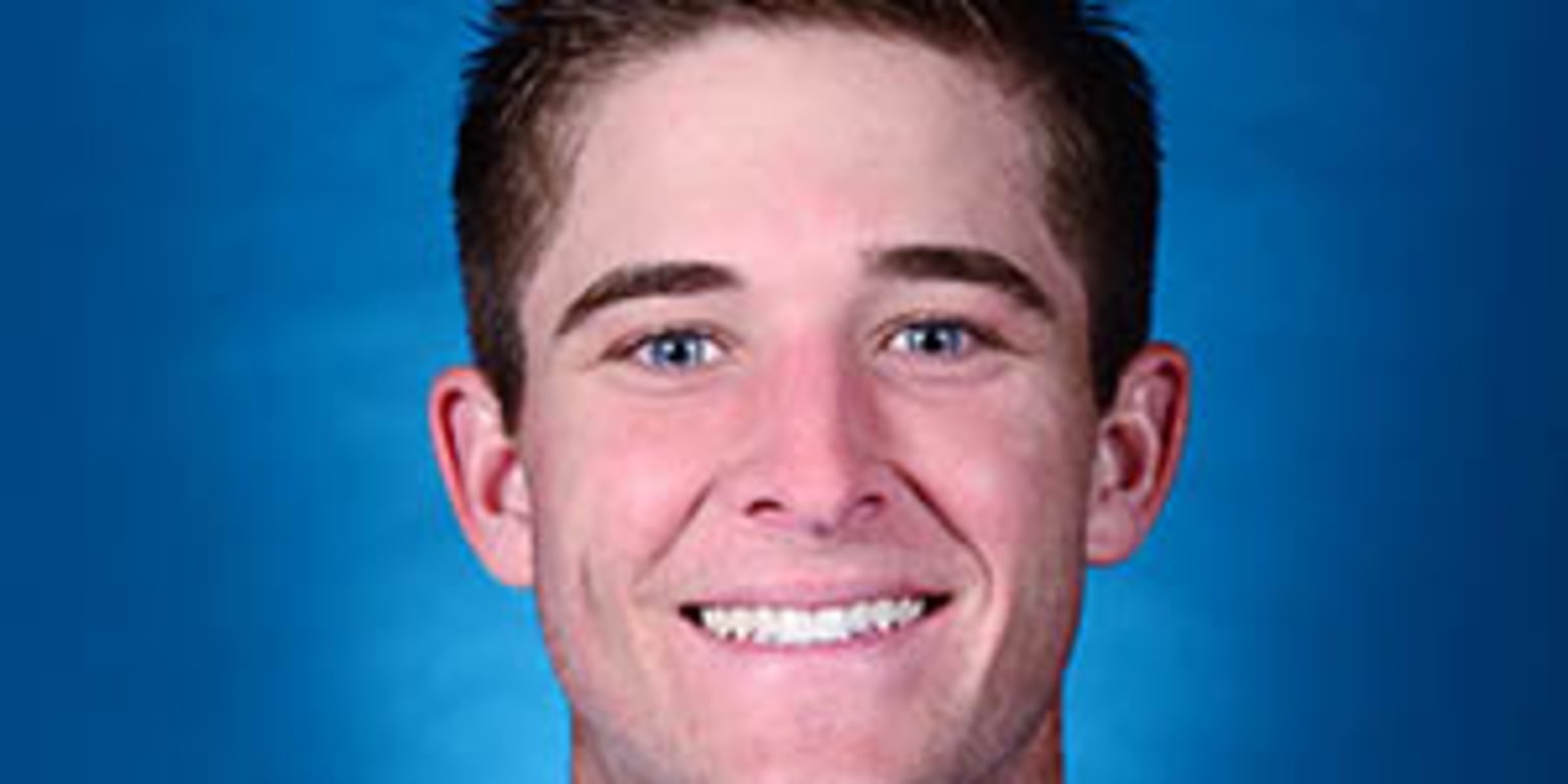 North Carolina's Logan Warmoth wins 2017 Brooks Wallace Award