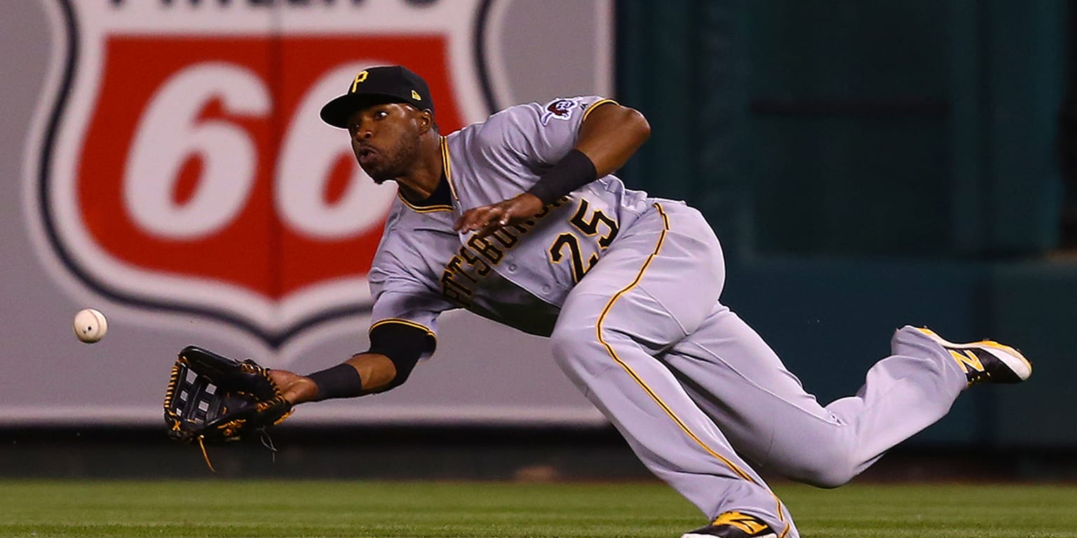 Pirates' Gregory Polanco makes five-star catch