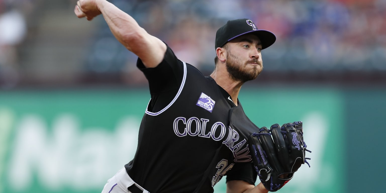 Texas native Chad Bettis recreated a childhood photo at Globe Life Park ...