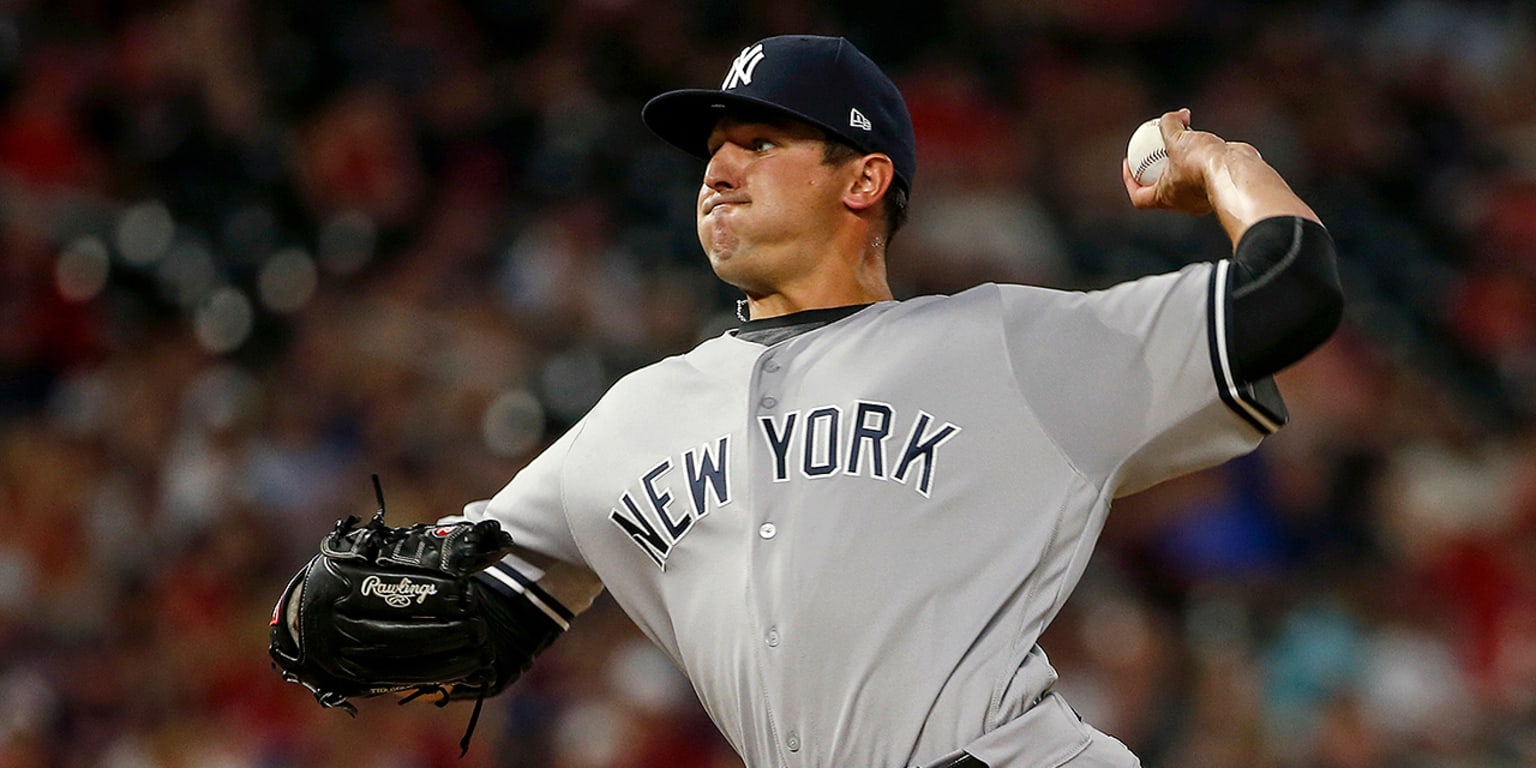 Yankees' Caleb Smith looks sharp in MLB debut