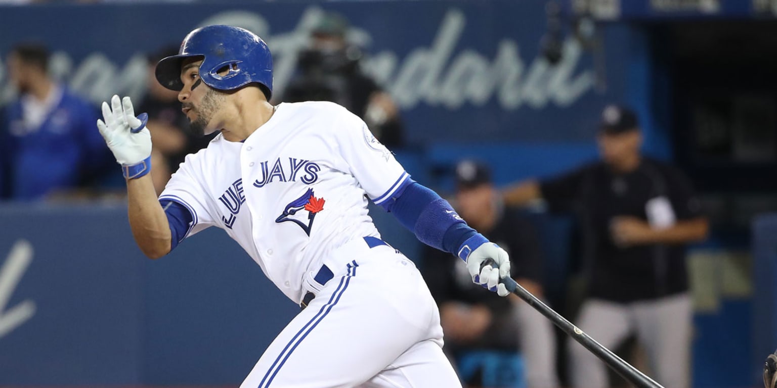 Devon Travis returns to Blue Jays' lineup