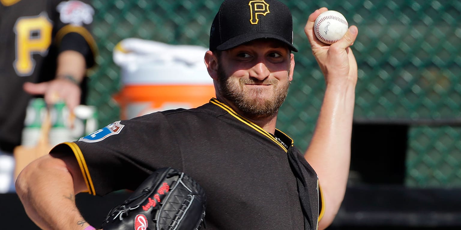 Pirates shuffle pitching schedule with rainout