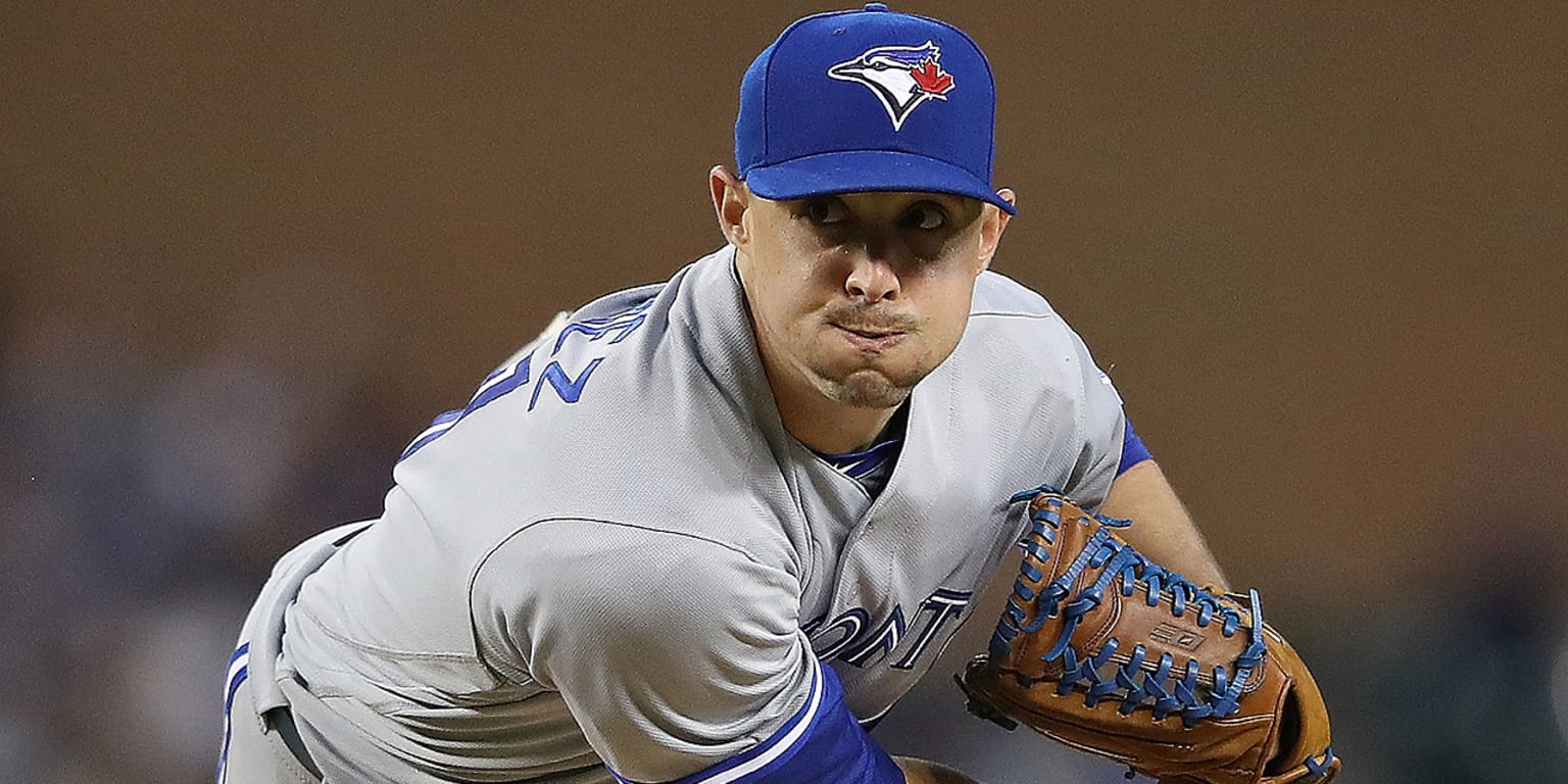 Aaron Sanchez takes one-hitter into ninth