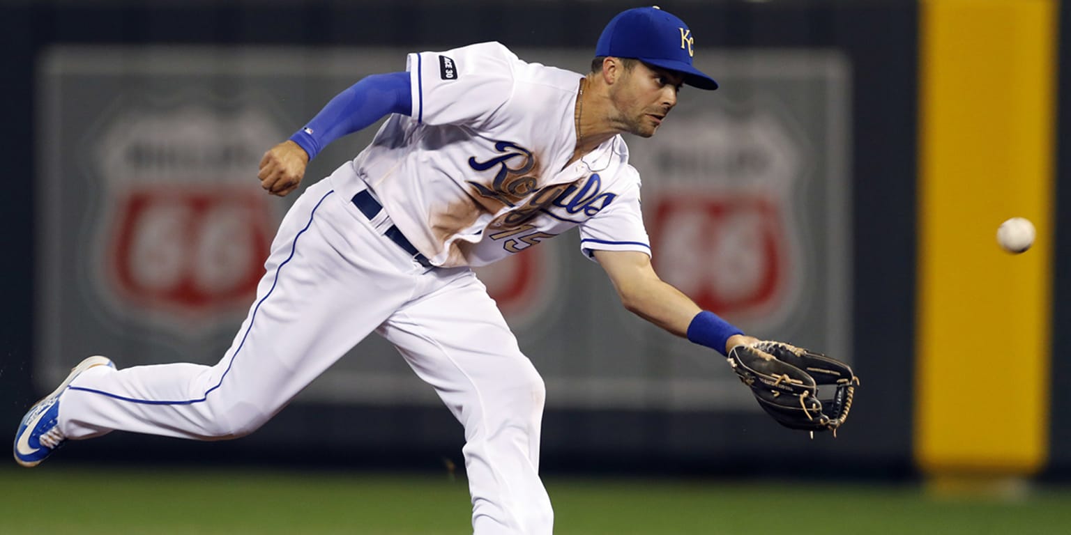 Whit Merrifield's versatility good for Royals