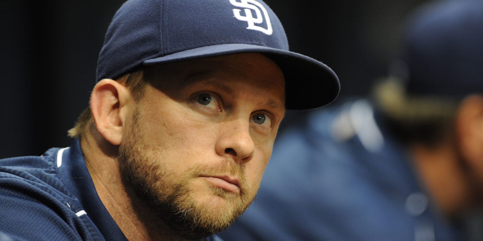 Padres' Andy Green wants club to finish strong