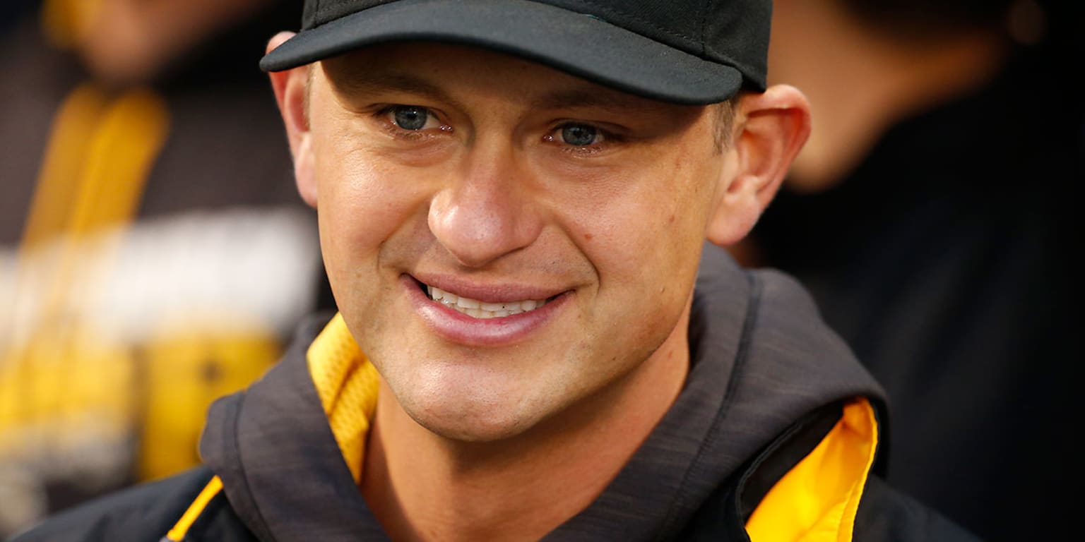 Pirates' Jared Hughes recalled from DL