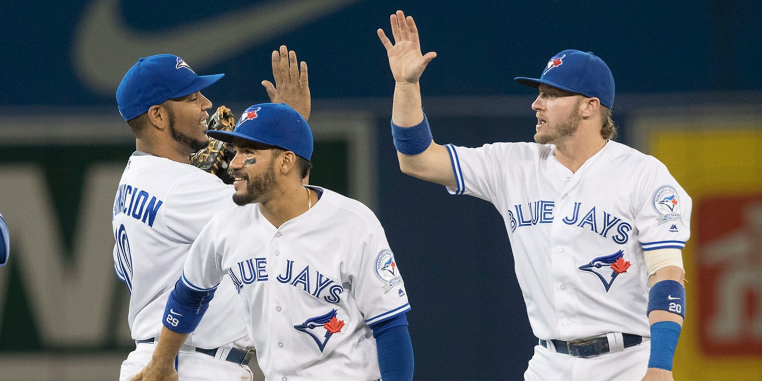 Blue Jays' Devon Travis continues being clutch