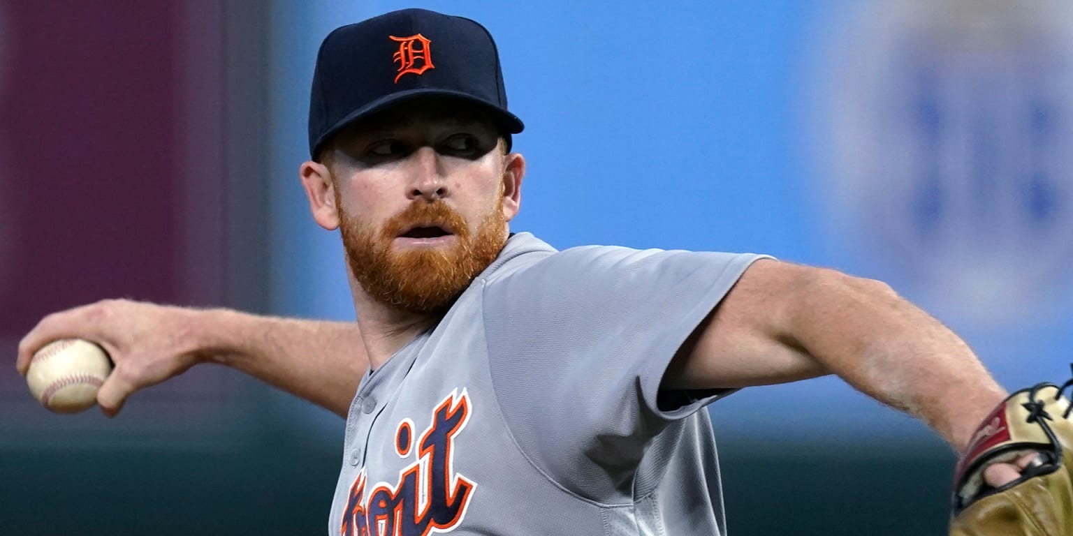 Tigers struggle to contain Royals in loss