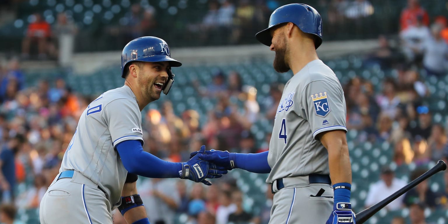 Whit Merrifield hits 2nd inside-the-park homer