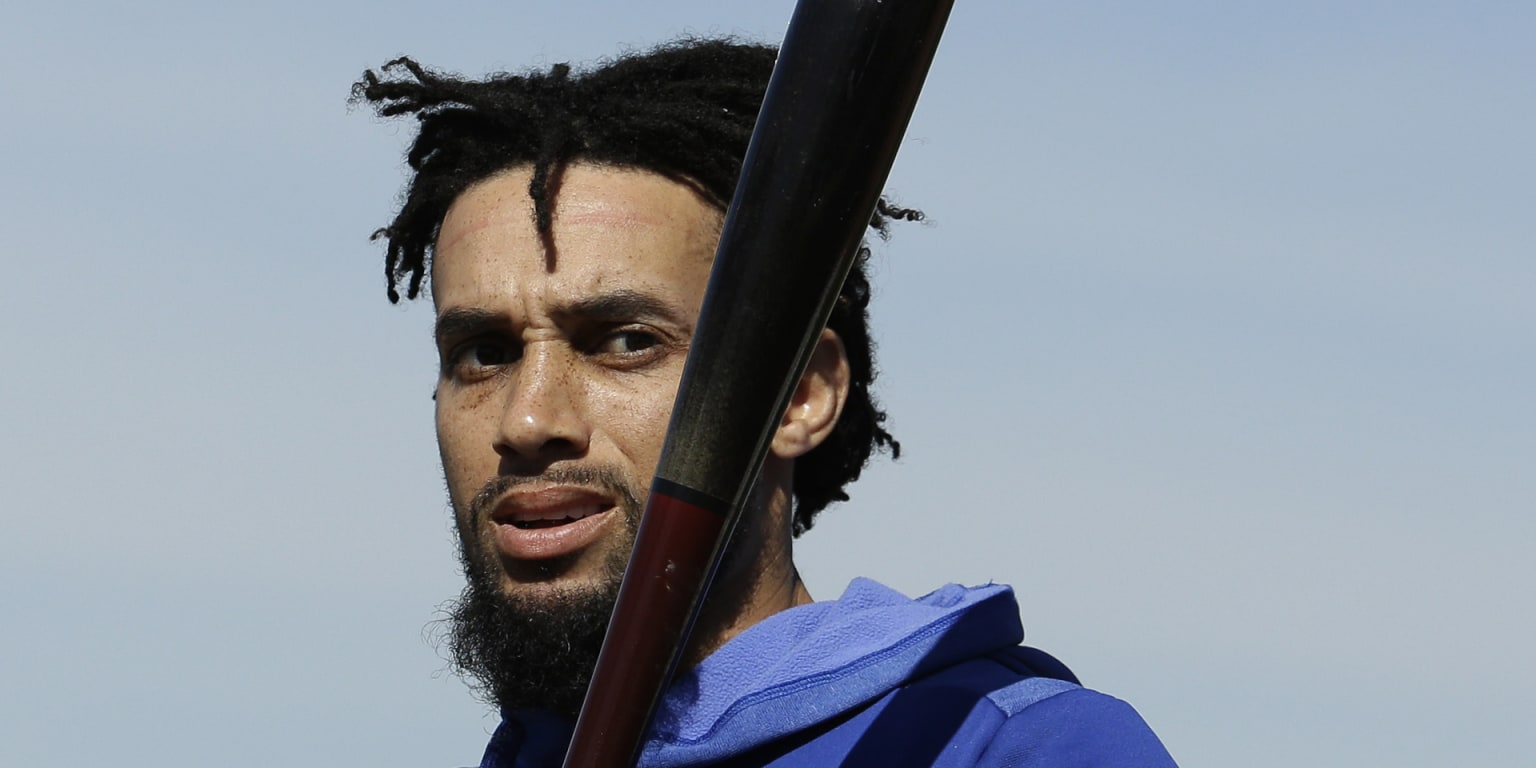 Billy Hamilton set to be celebrity bartender
