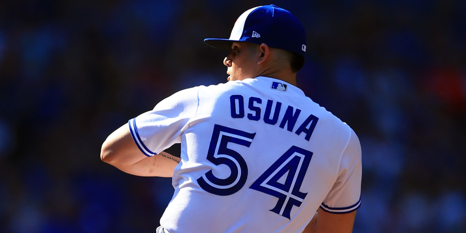 Blue Jays Roberto Osuna impressing at camp