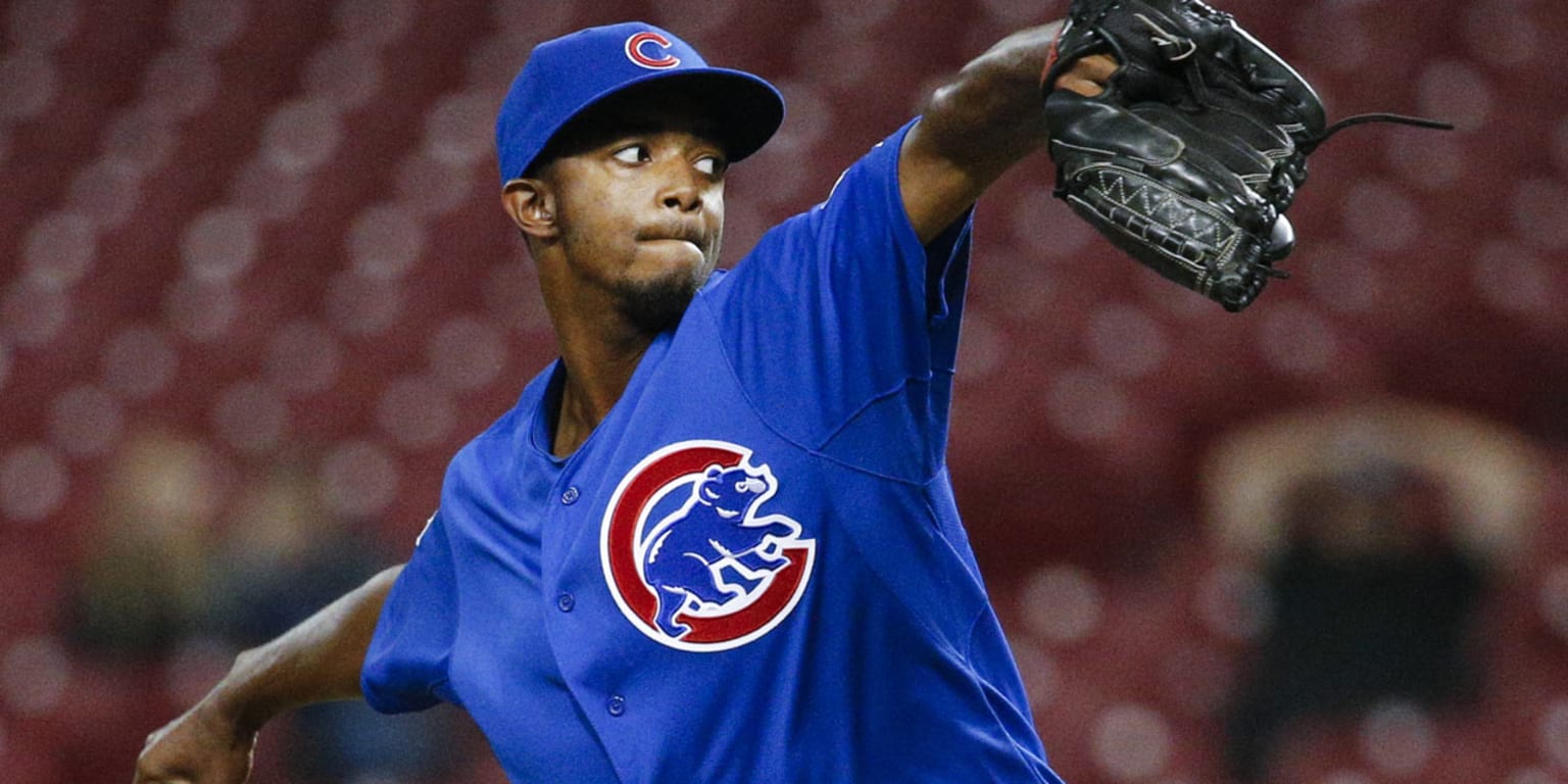 Carl Edwards dominant for Cubs with high spin