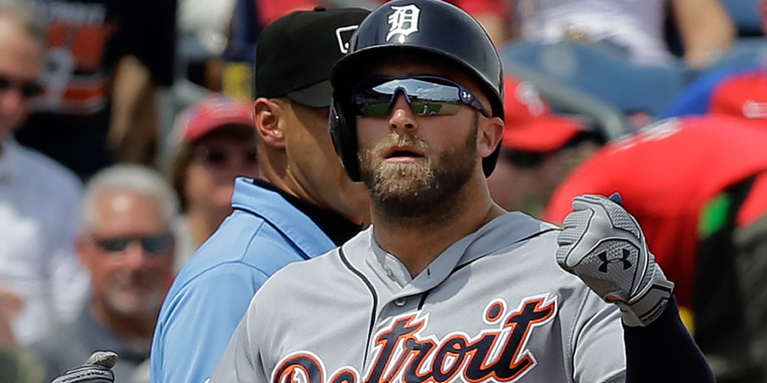 Tyler Collins using calmer plate approach
