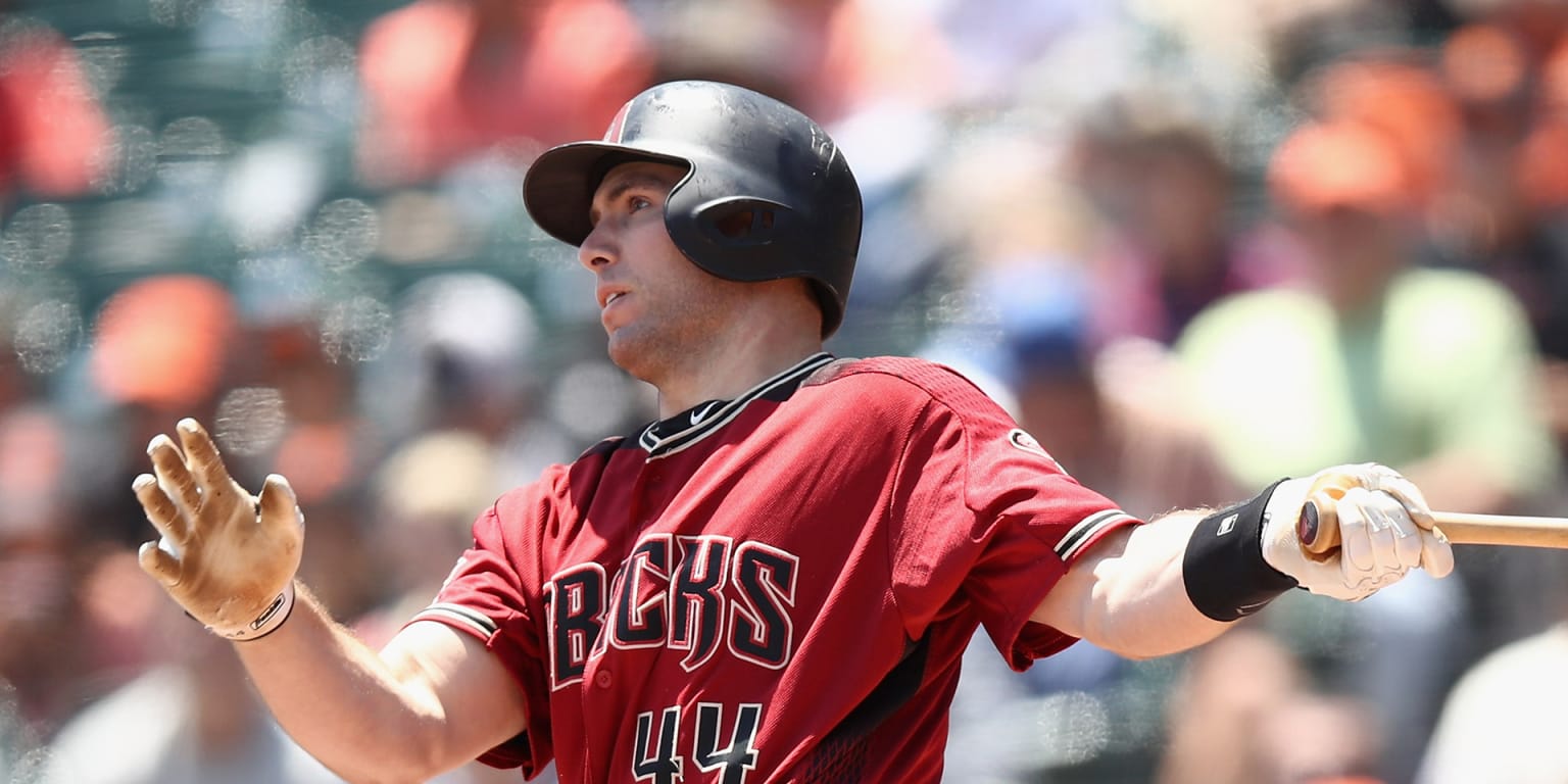 D-backs fall in 10th after Goldschmidt effort