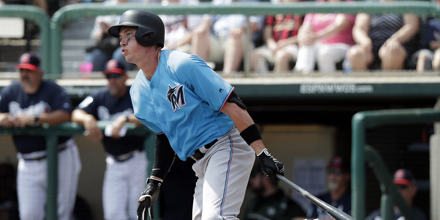 Peter O'Brien eyes starting job with Marlins